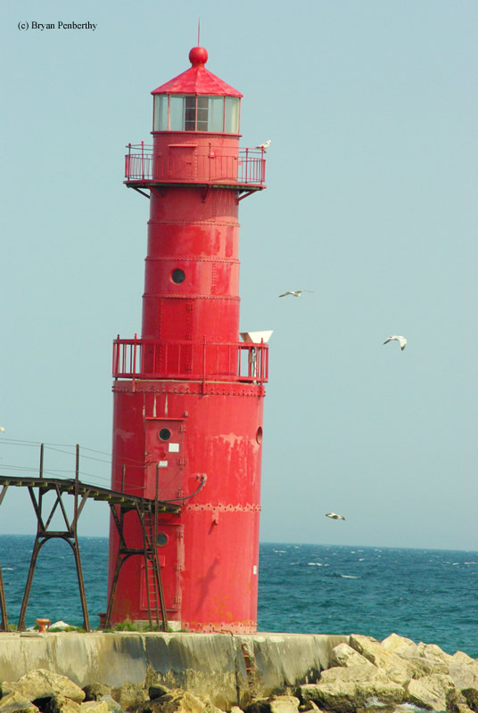 Algoma North Pierhead Lighthouse Photos