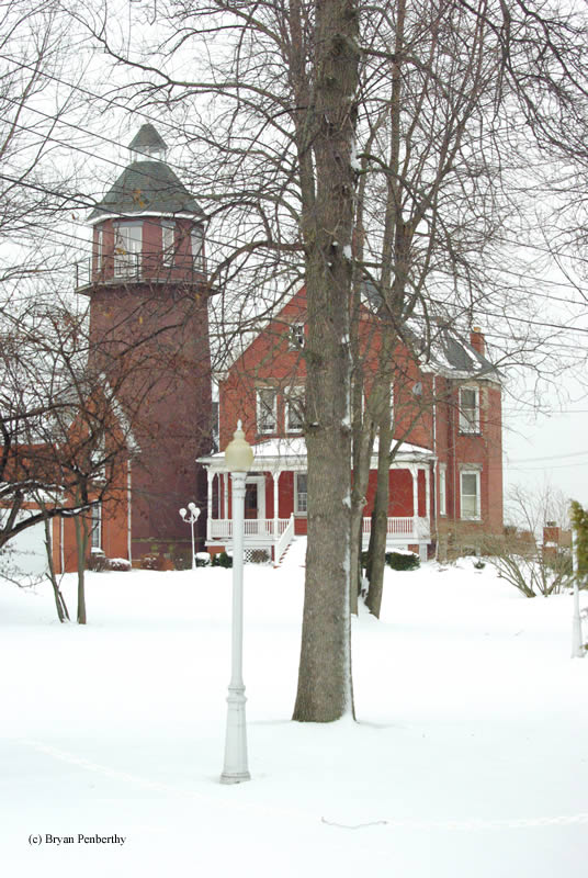 Braddock Point Lighthouse Photos